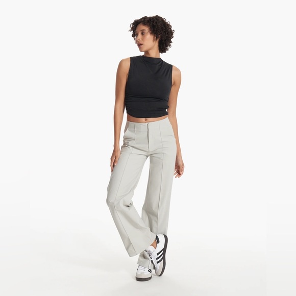 Vuori | Pants & Jumpsuits | Vuori Womens Meta Wide Leg Versalife Pants ...